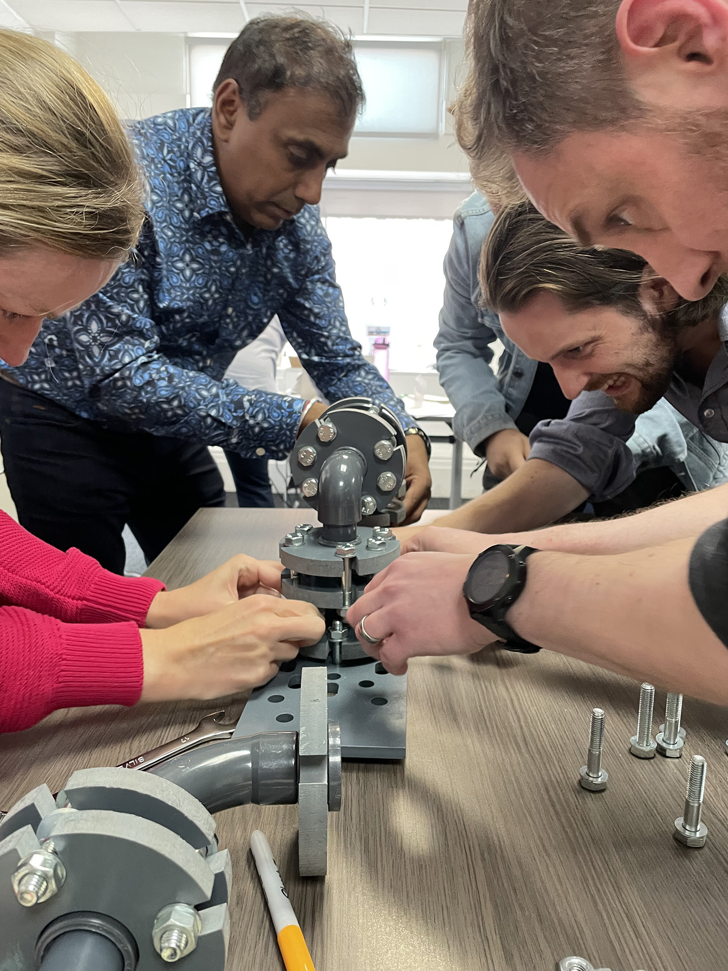 30 team members receive SCQF Level 7 qualification | Lightsource bp